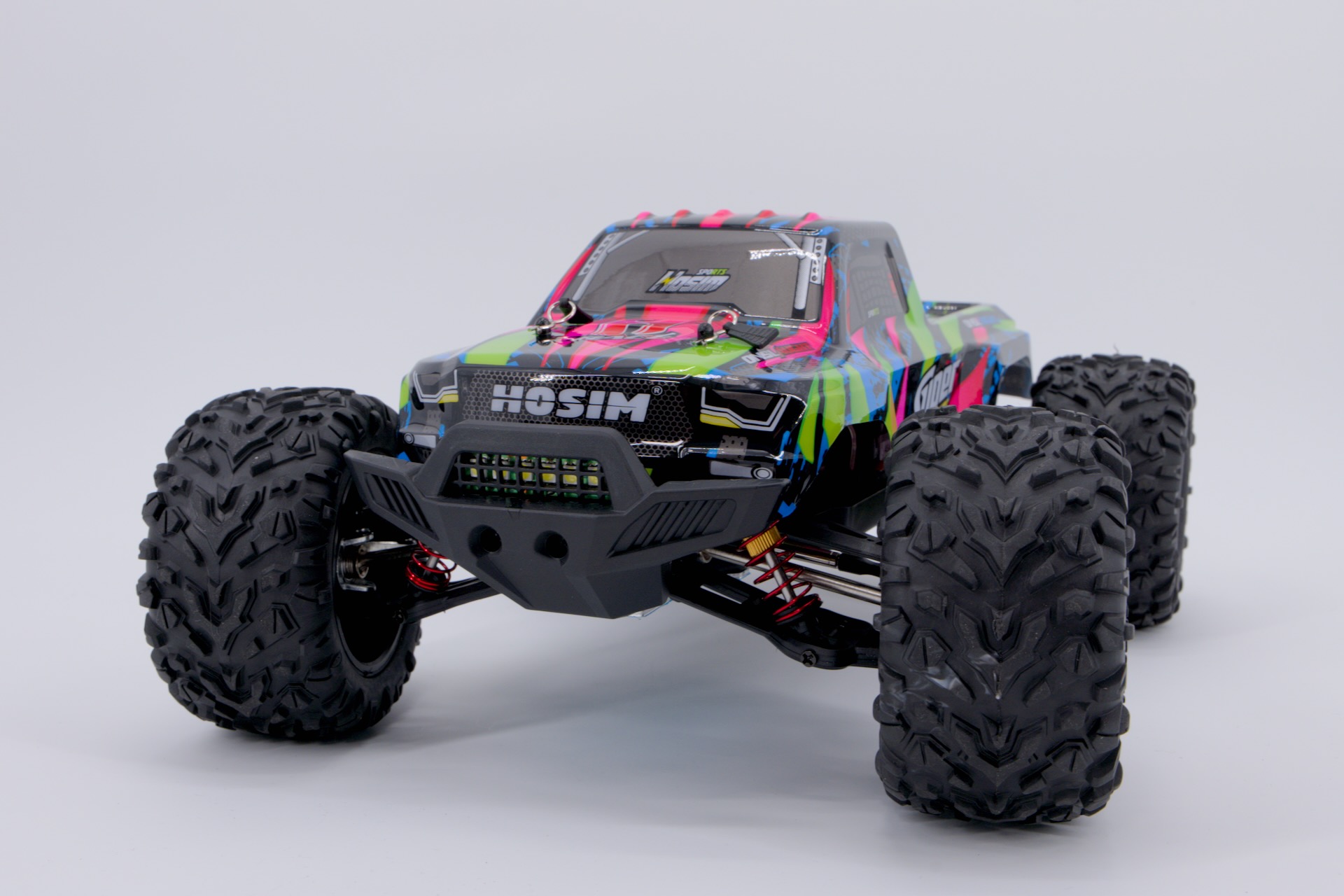 Kurzes Vergnügen: Der RC Truck Hosim X08 im Test